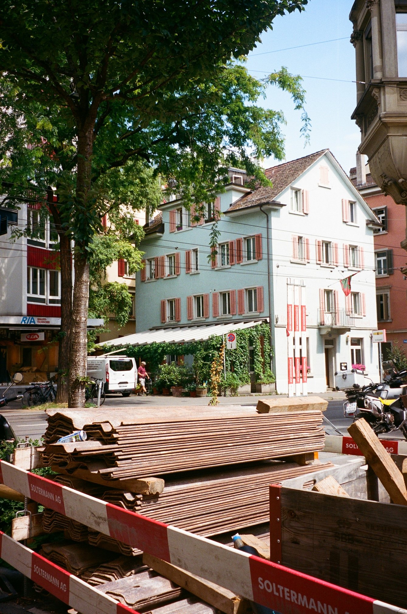 How to Find an Apartment in Zurich (Everything You Need to Know to Land ...