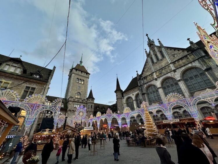 The Ultimate Guide to Christmas Markets in Zurich (+ Map With Locations ...