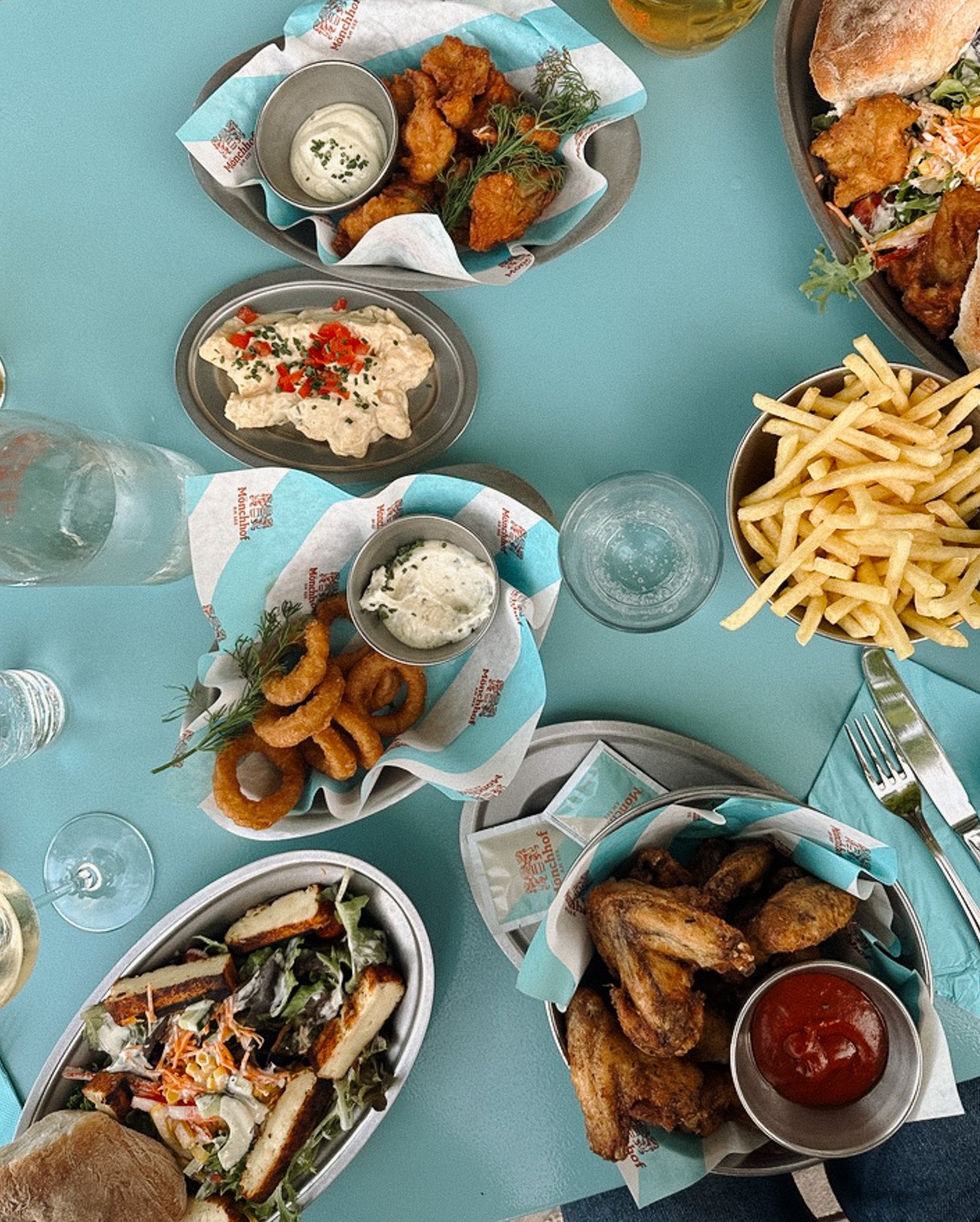 Where to Eat in Zurich: The Best Cafés, Bars & Restaurants - Linds Alyse