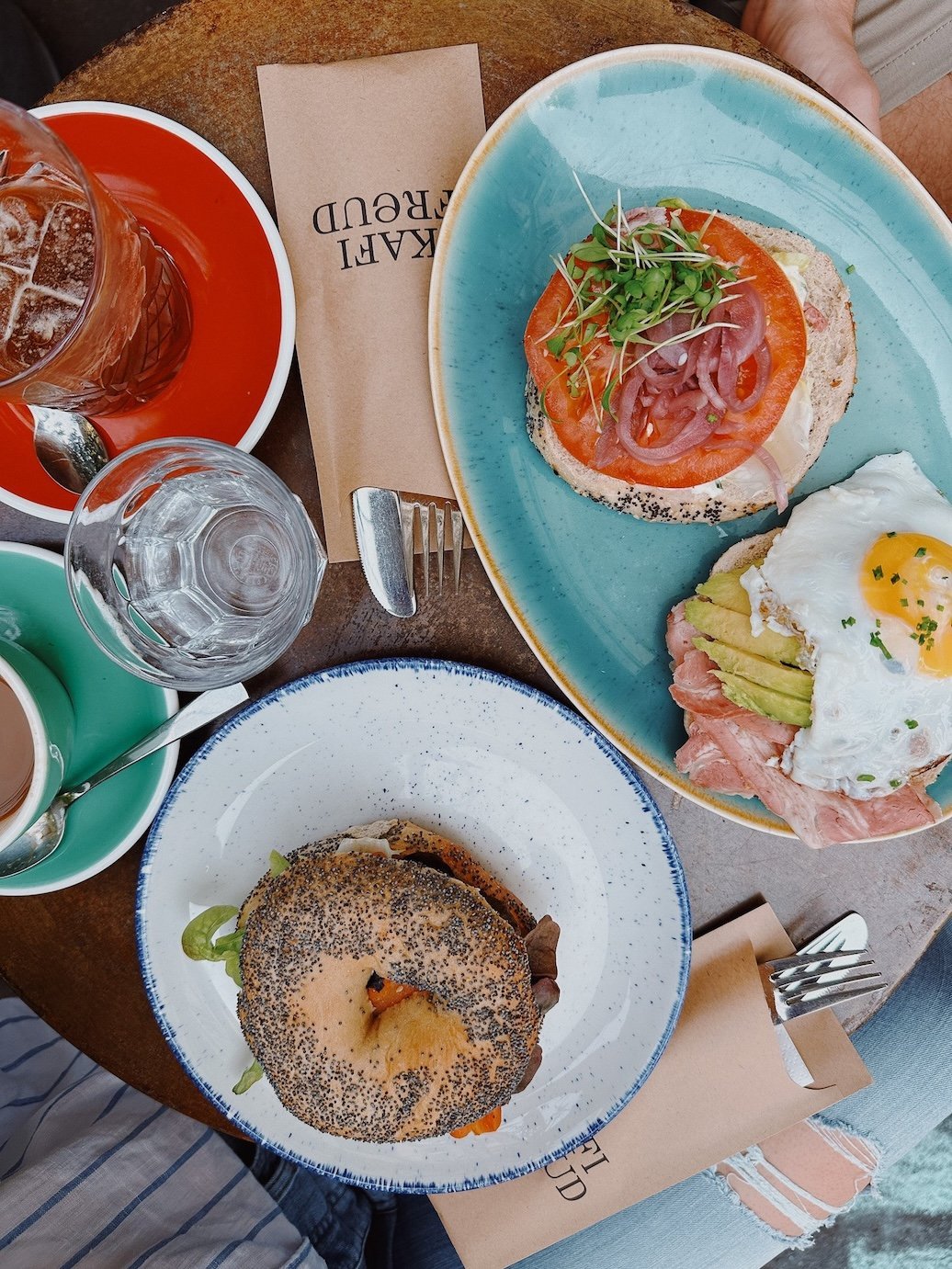 Where to Eat in Zurich: The Best Cafés, Bars & Restaurants - Linds Alyse